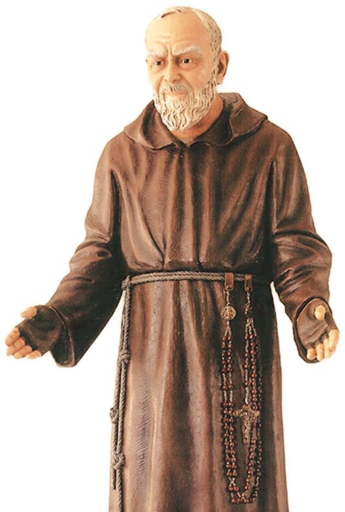 St.Pious - St.Pious decorated versions and Laboratorio Gruppo Liturgico