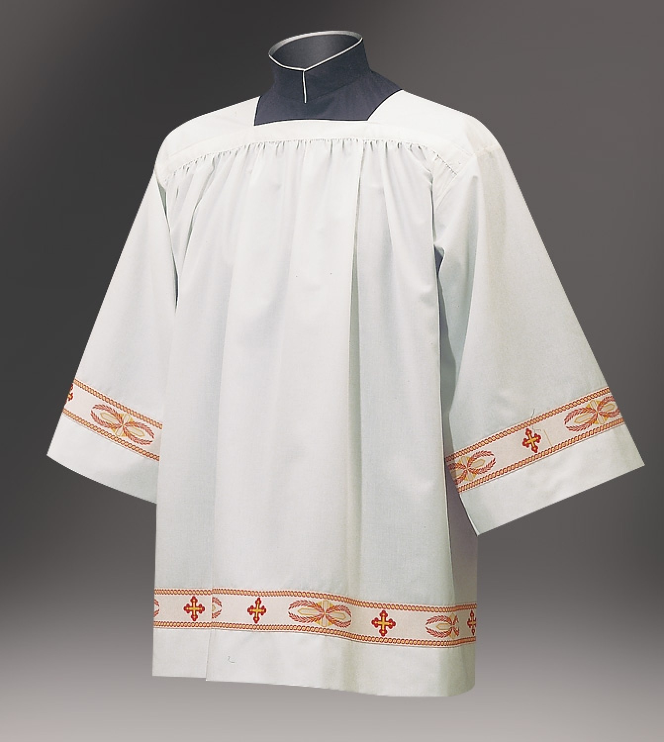 altar server surplice - Altar server - acolyte and Laboratorio Gruppo ...