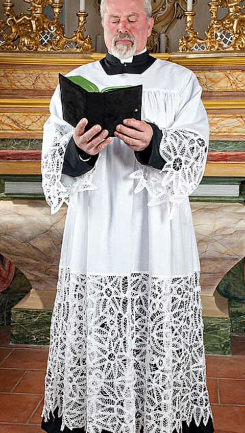 alba - albas y Laboratorio Gruppo Liturgico