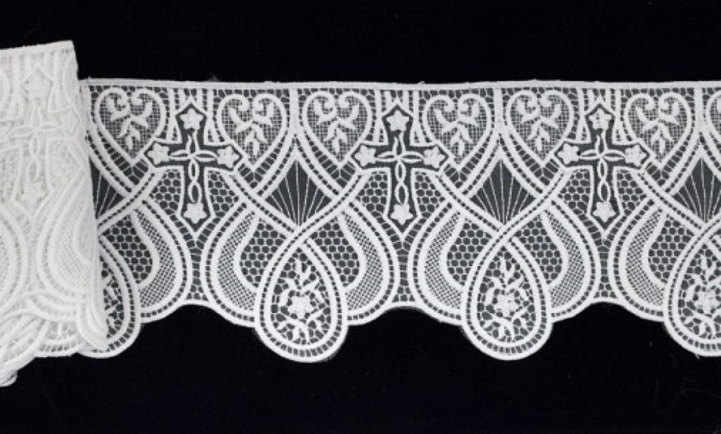 Embroidered lace cm 21 / 8,5" - embroidered laces and Laboratorio ...