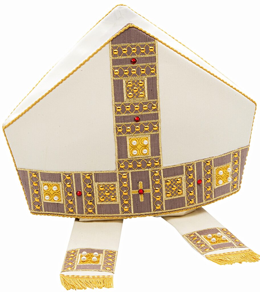 Mitre - mitres and Laboratorio Gruppo Liturgico