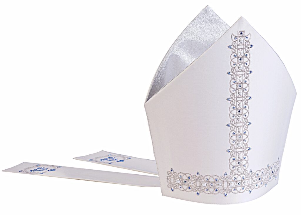 Mitre - mitres and Laboratorio Gruppo Liturgico