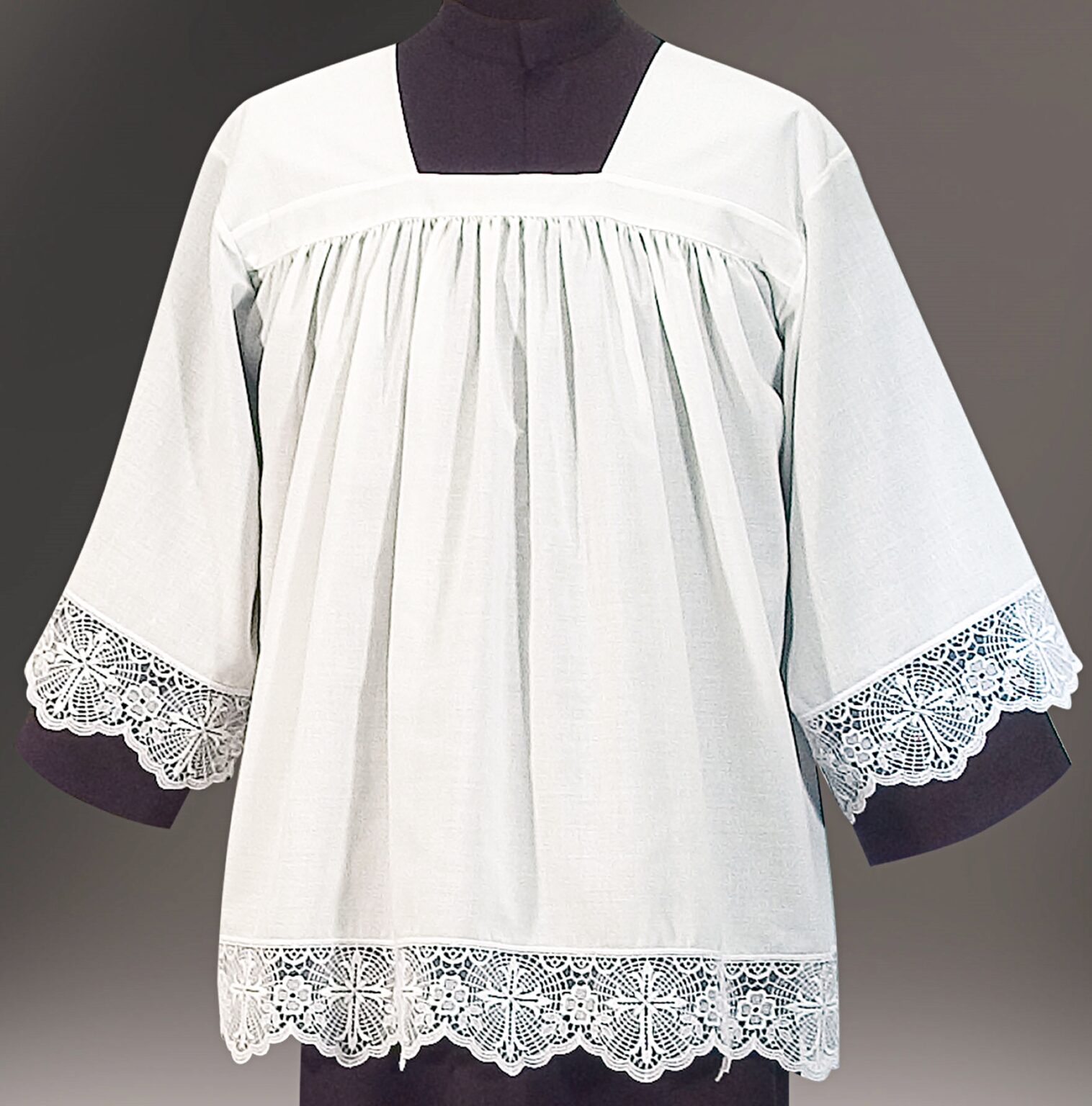 altar server surplice - Altar server - acolyte and Laboratorio Gruppo ...