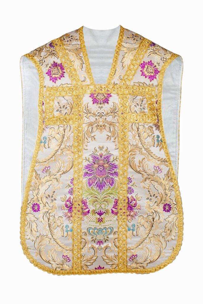 roman chasuble - romans chasubles and Laboratorio Gruppo Liturgico