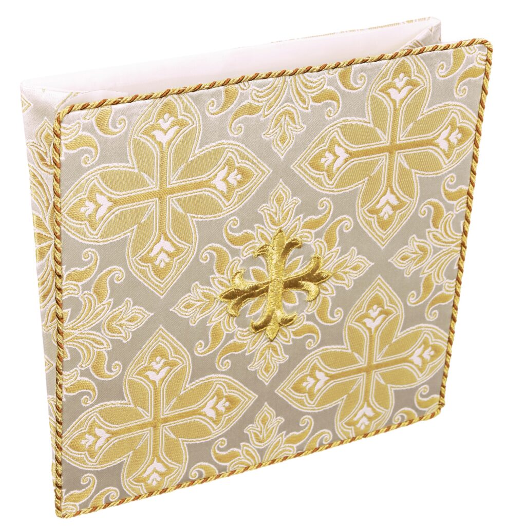 Burse - accessories romans chasubles and Laboratorio Gruppo Liturgico